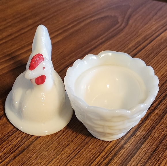 Westmoreland | Accents | Vintage Milk Glass Hen Shape Trinket Box ...